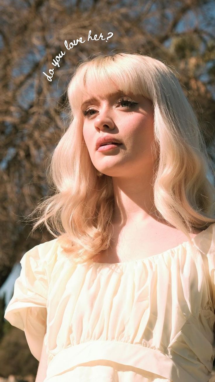 Maisie Peters Aesthetic Wallpapers - Wallpaper Cave