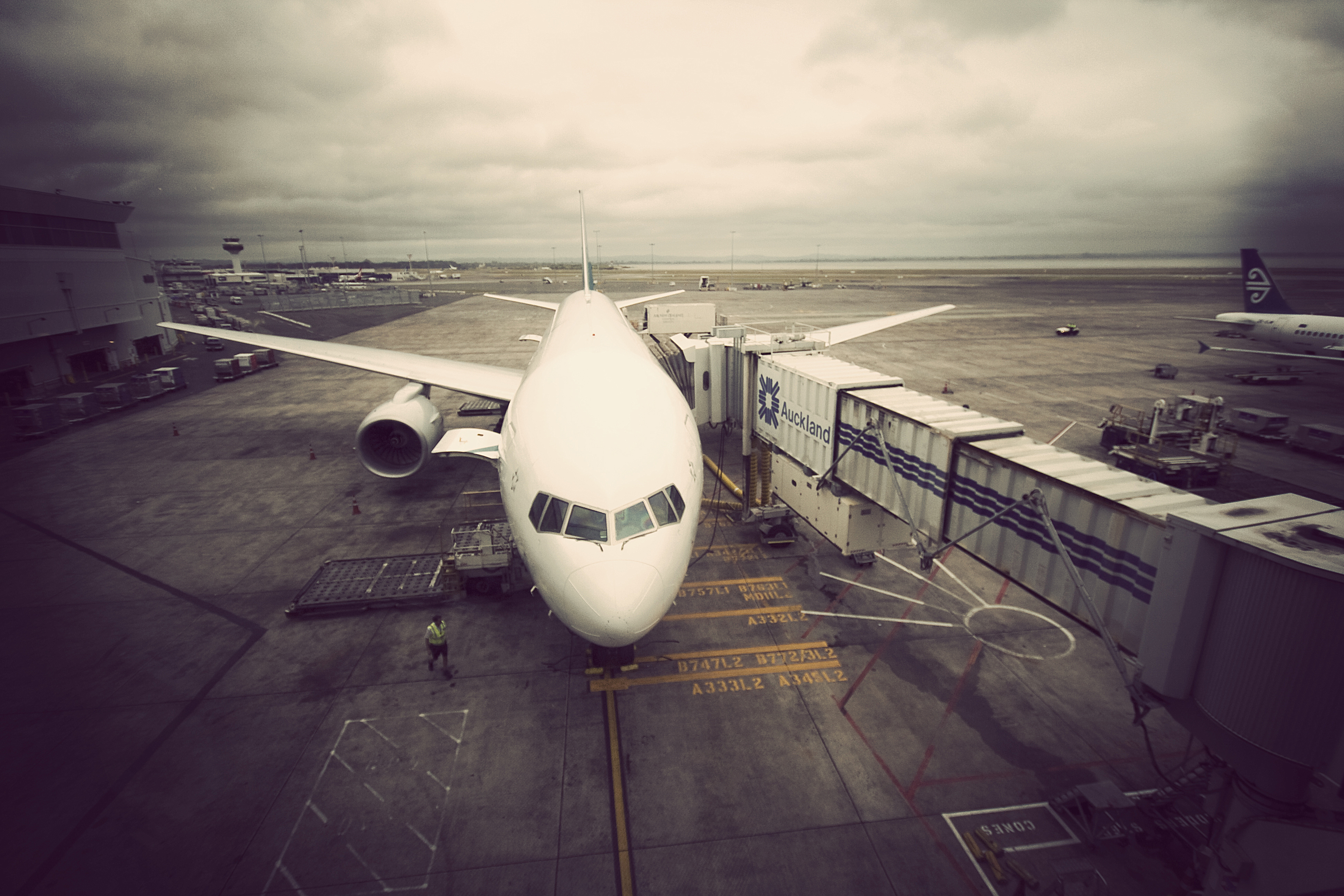 Airport Terminal Wallpapers - Wallpaper Cave