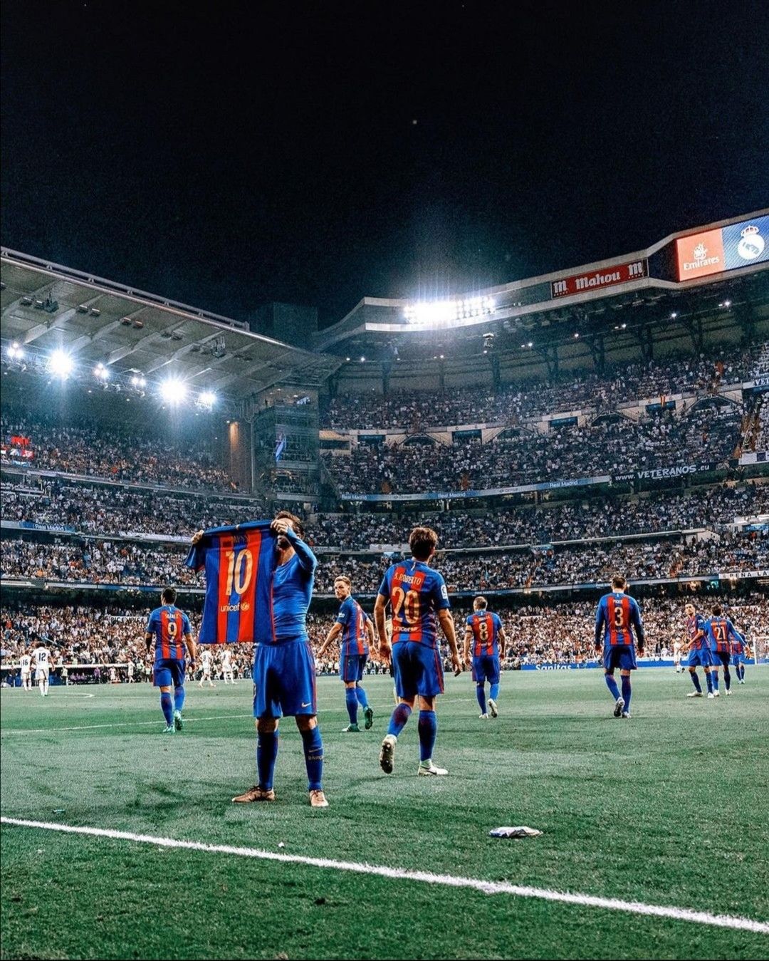 Iconic Football Wallpapers - Wallpaper Cave