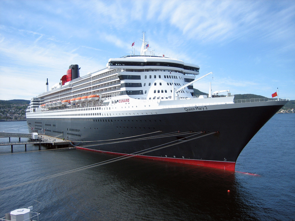 Queen Mary 2 Wallpapers - Wallpaper Cave