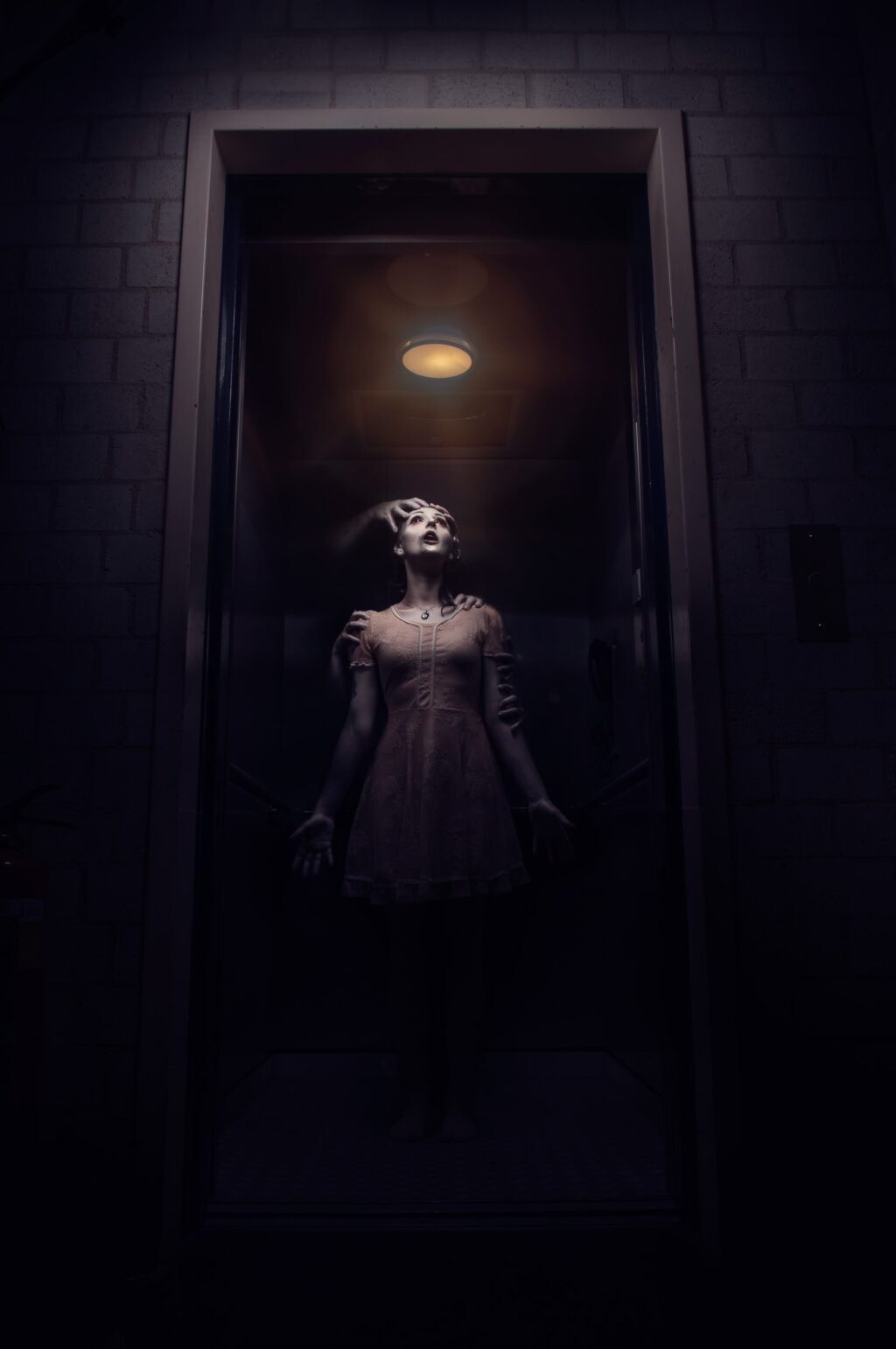 Scary Woman Wallpapers - Wallpaper Cave