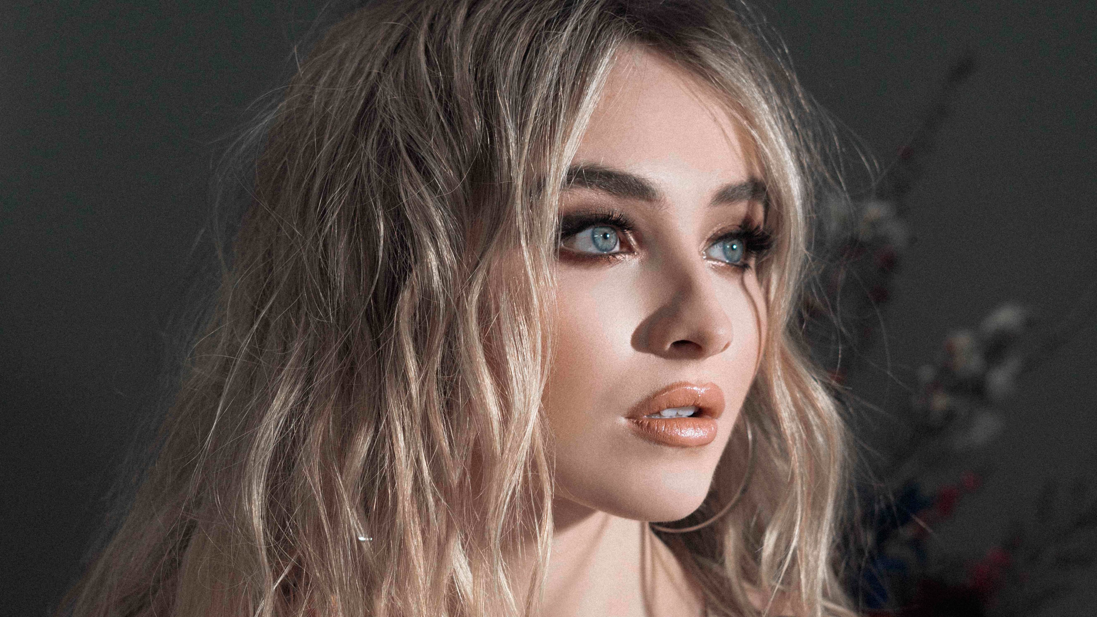 Sabrina Carpenter Desktop Wallpapers - Wallpaper Cave