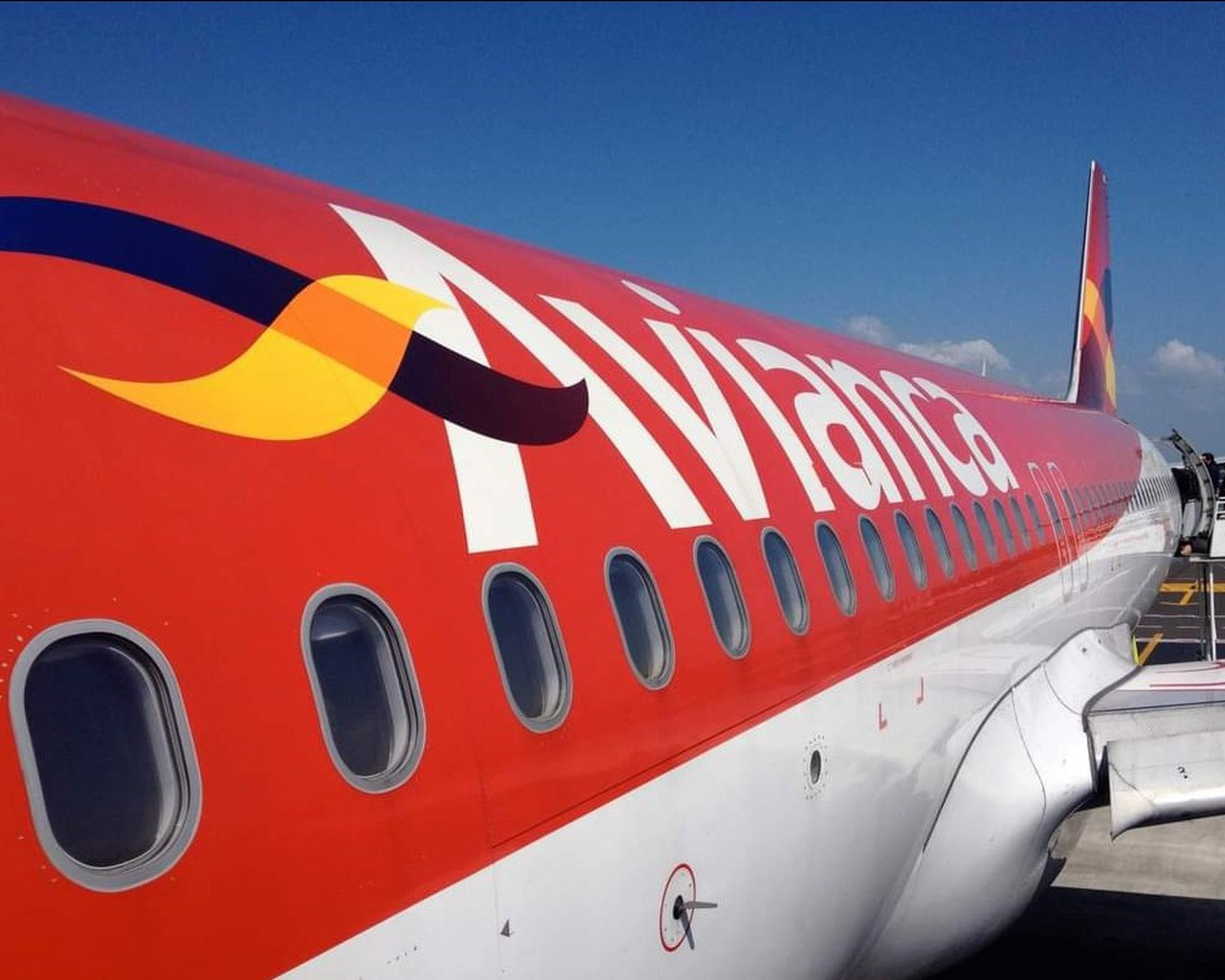 Avianca Wallpapers - Wallpaper Cave