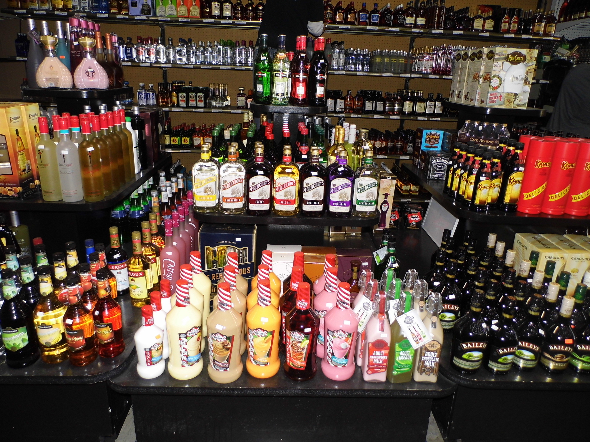 Liquor Store Wallpapers - Wallpaper Cave