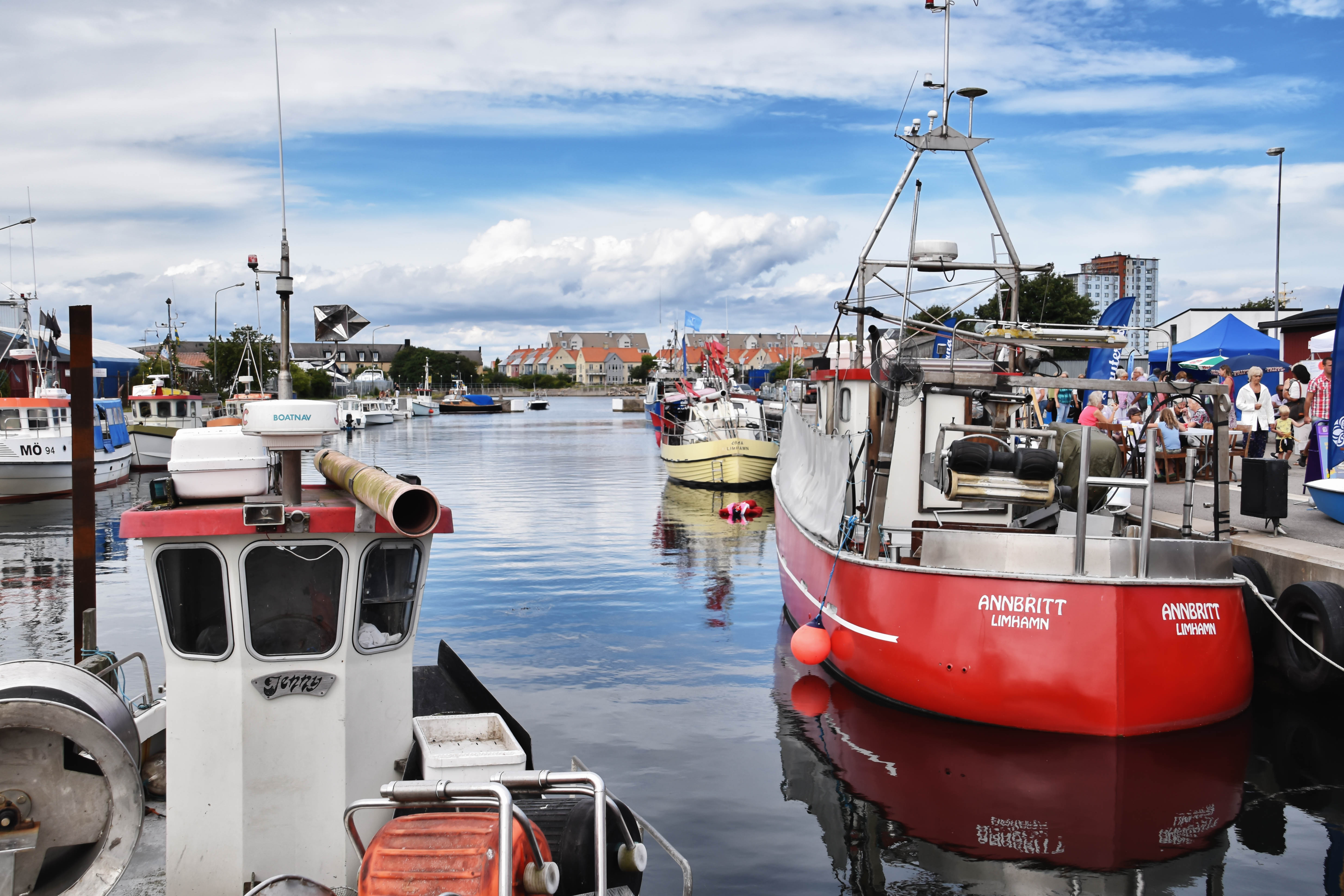 Summer Boat Wallpapers - Wallpaper Cave