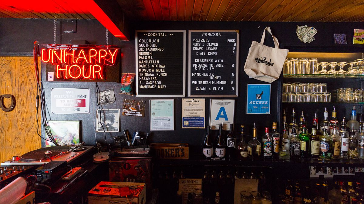 Dive Bar Wallpapers - Wallpaper Cave