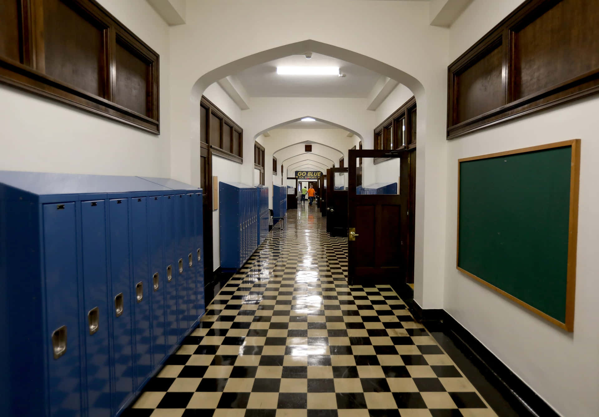High School Hallway Wallpapers - Wallpaper Cave