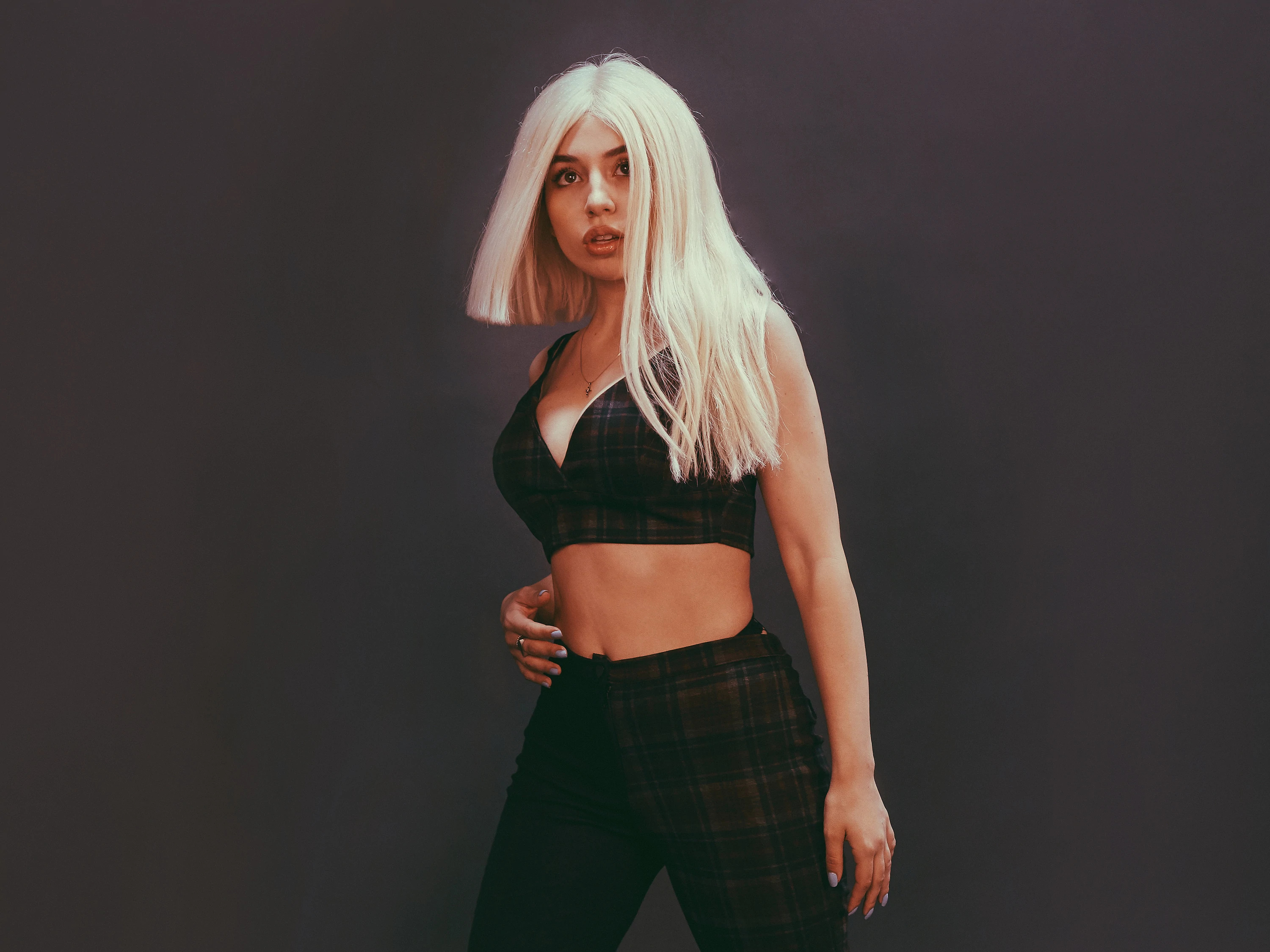 Ava Max 4k Wallpapers - Wallpaper Cave