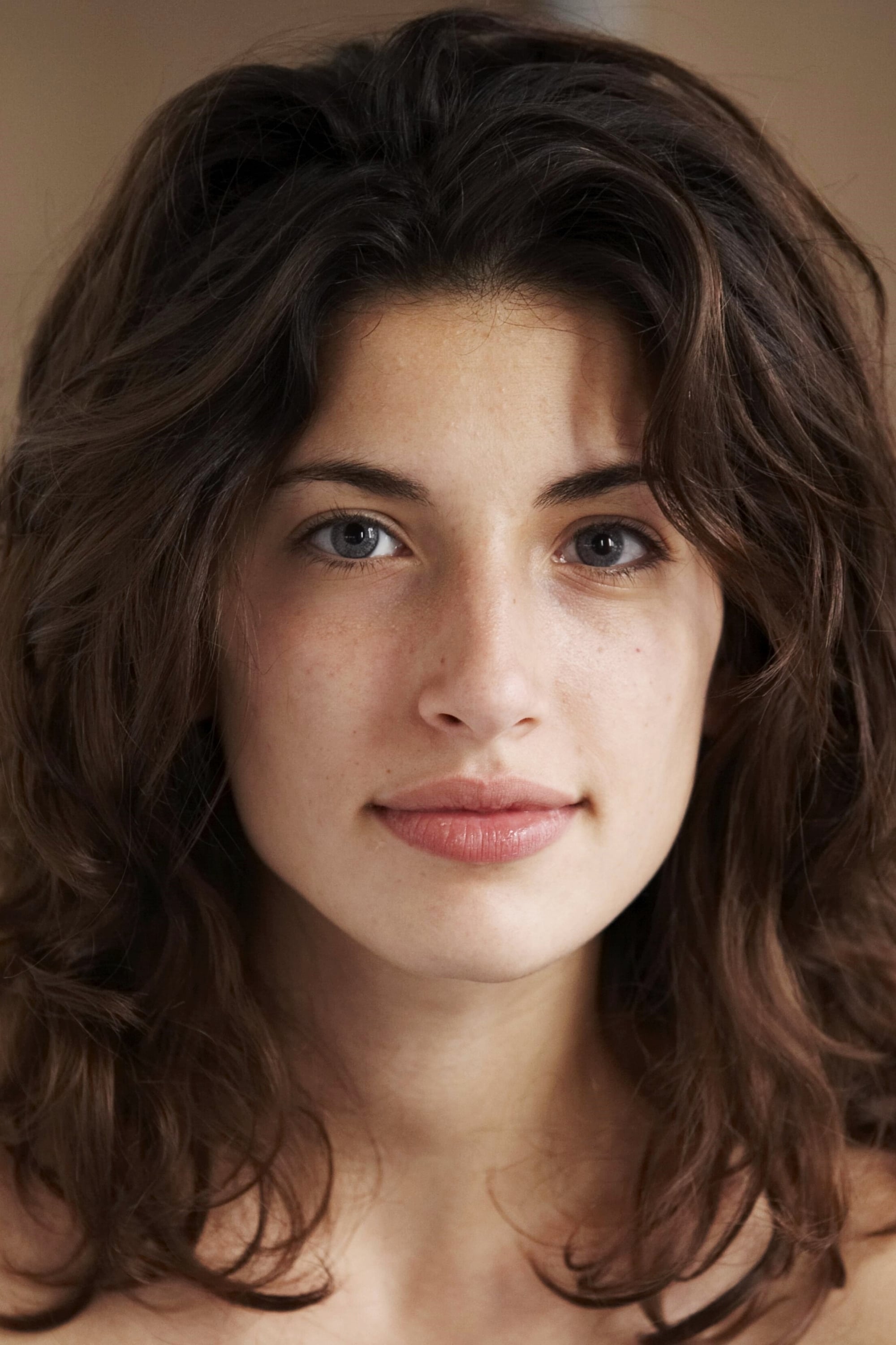 Tania Raymonde Wallpapers - Wallpaper Cave