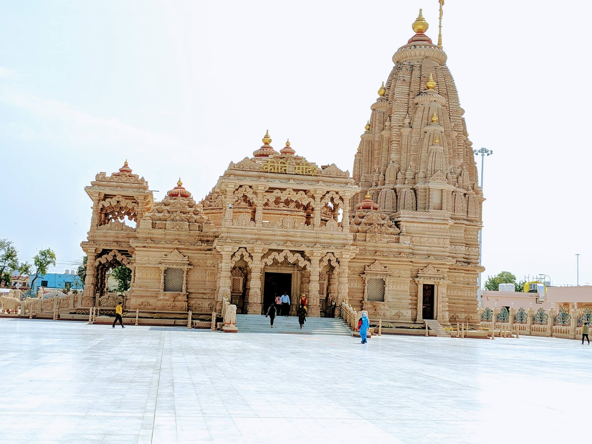 Barsana Wallpapers - Wallpaper Cave