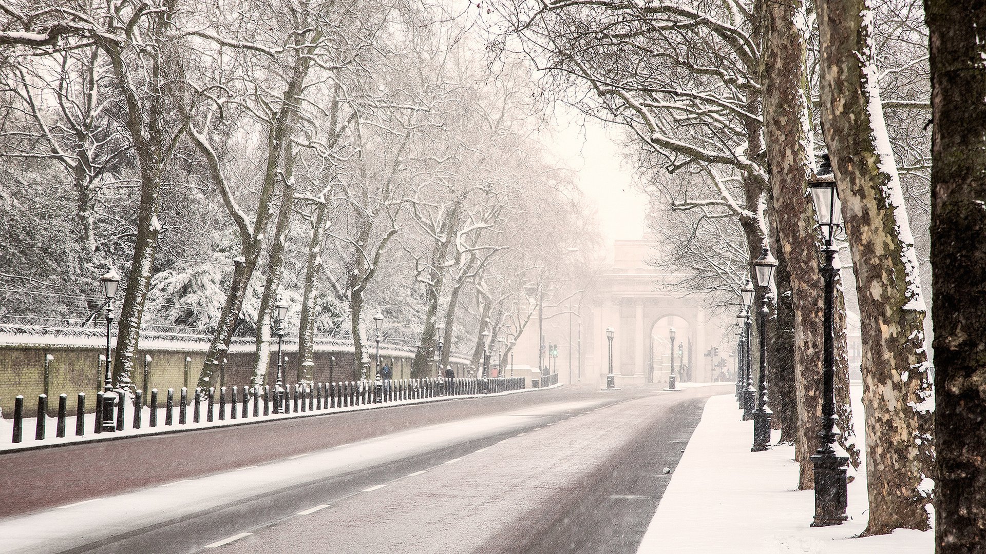 London Snow Wallpapers - Wallpaper Cave
