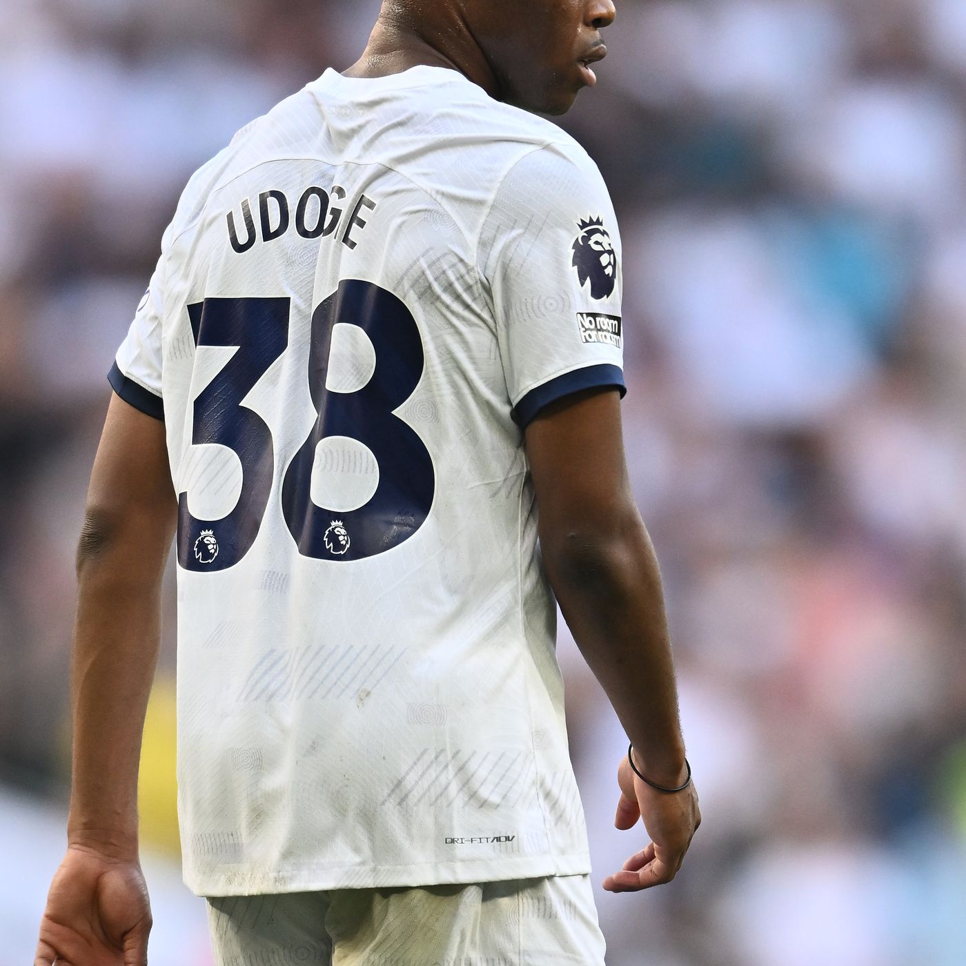 Destiny Udogie Wallpapers - Wallpaper Cave