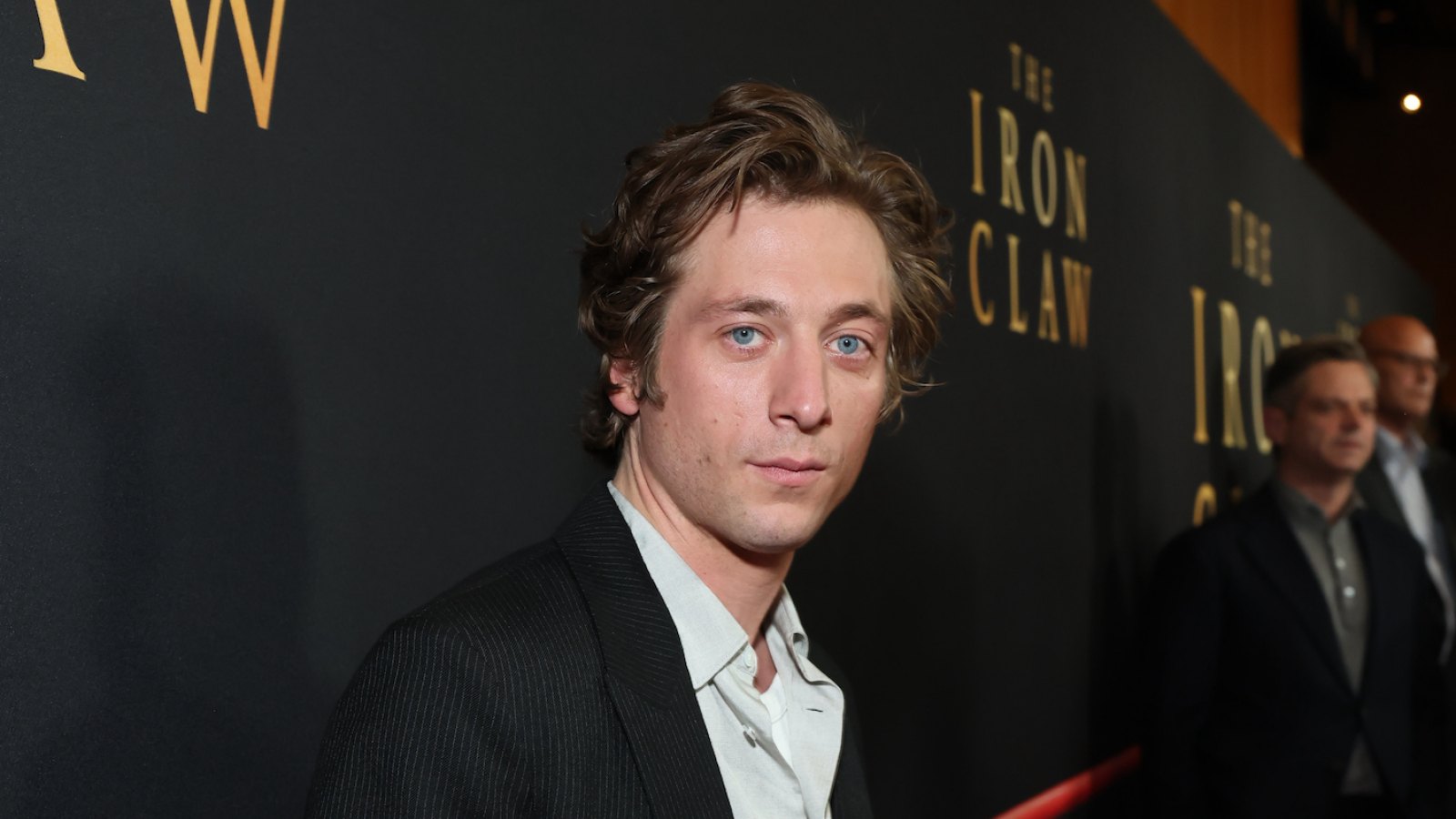 Jeremy Allen White Wallpapers - Wallpaper Cave Jeremy Allen White Wallpapers - Wallpaper Cave