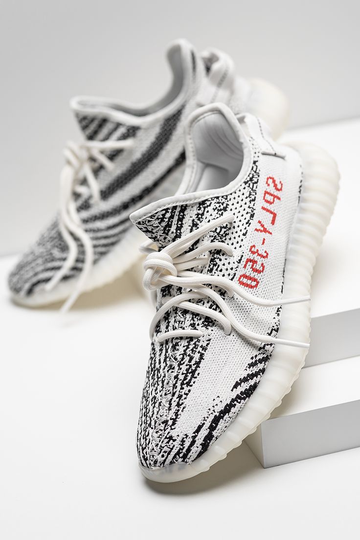 Yeezy Boost 350 V2 Zebra Wallpapers - Wallpaper Cave
