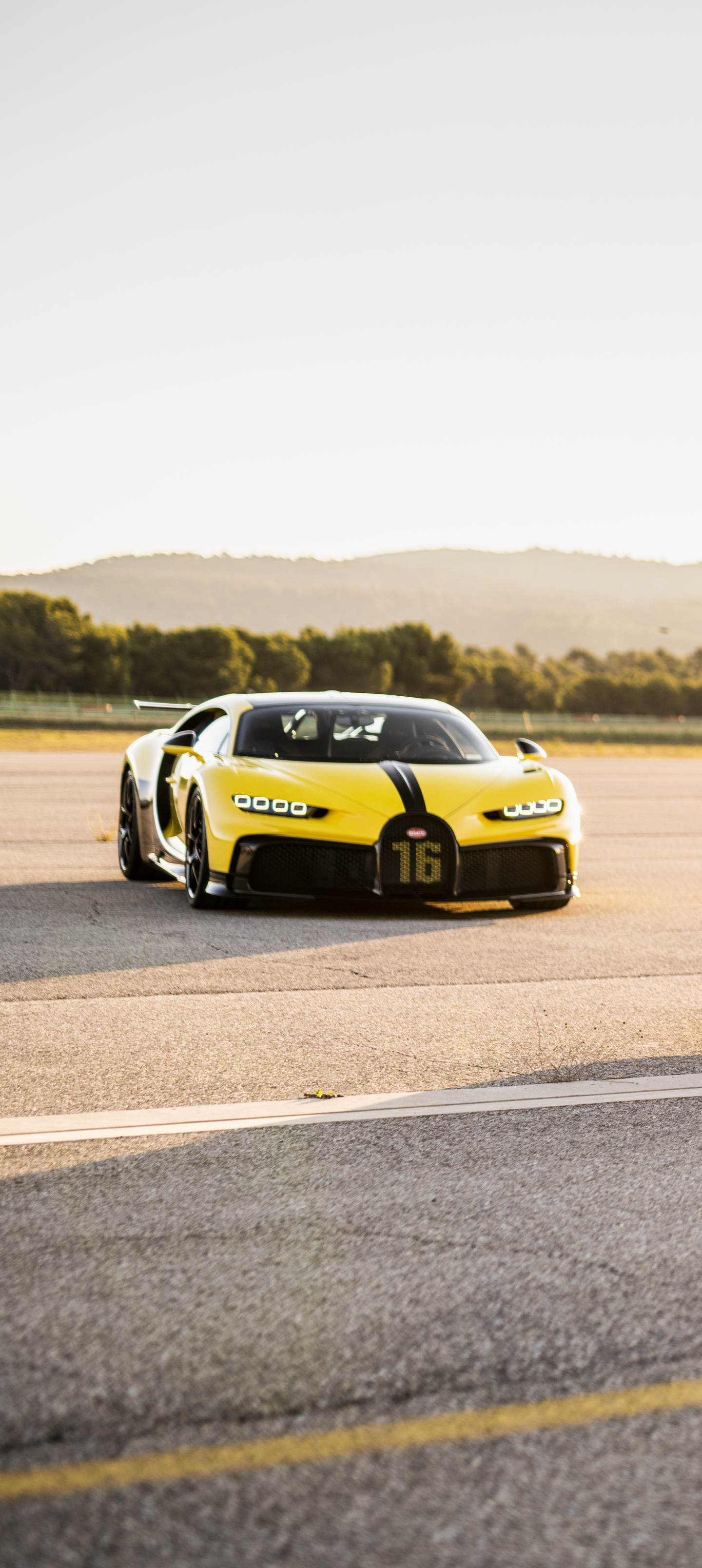 Yellow Bugatti Wallpaper 550+ Bugatti Chiron Pictures | Download Free