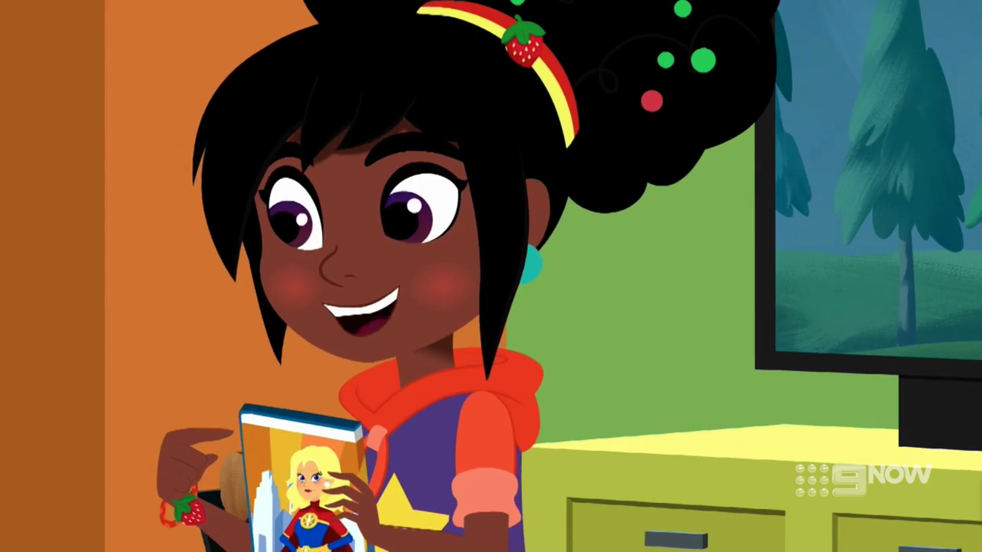 Berry Bees Wallpapers - Wallpaper Cave