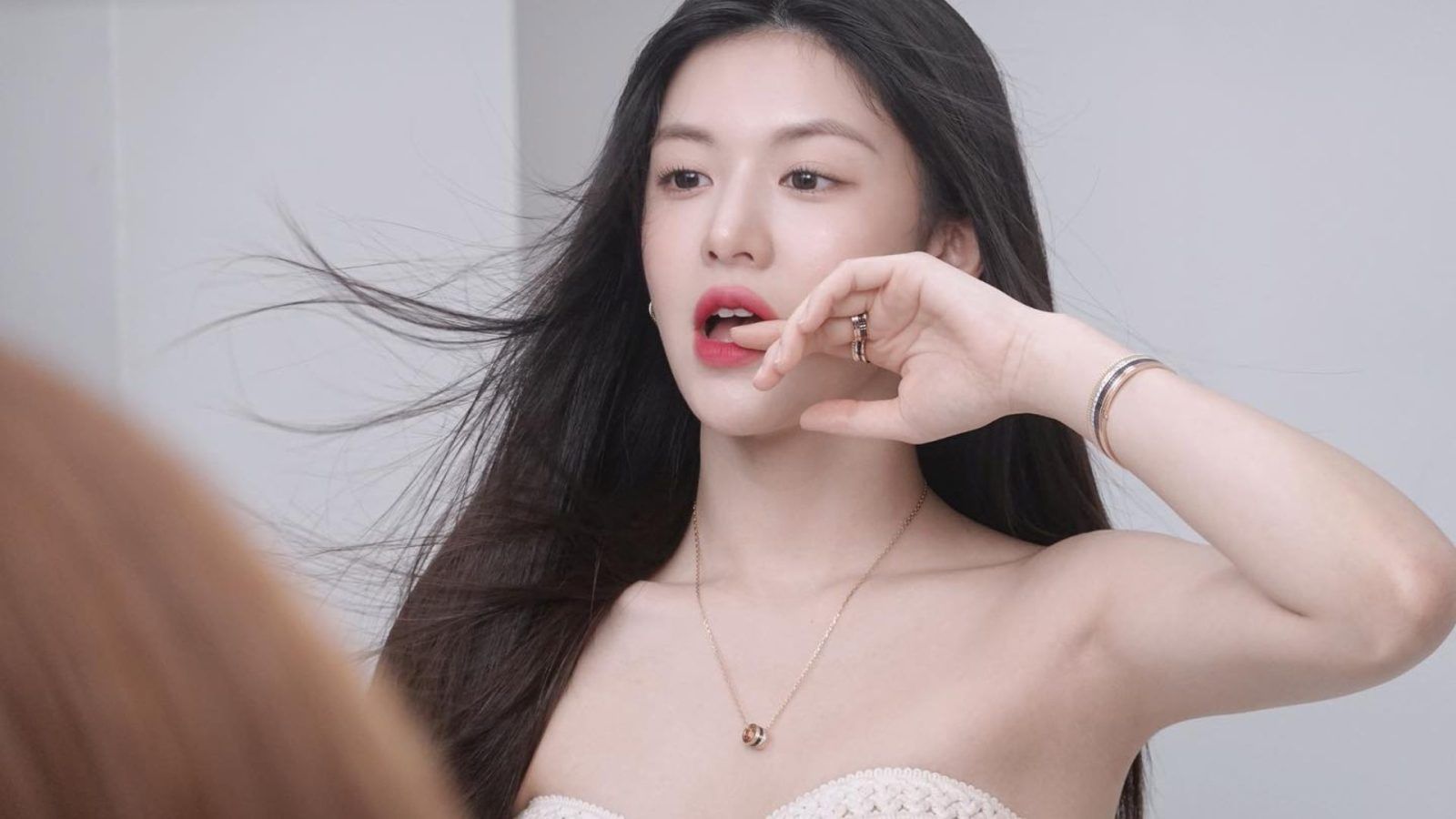 Go Yoon Jung Desktop Wallpapers - Wallpaper Cave