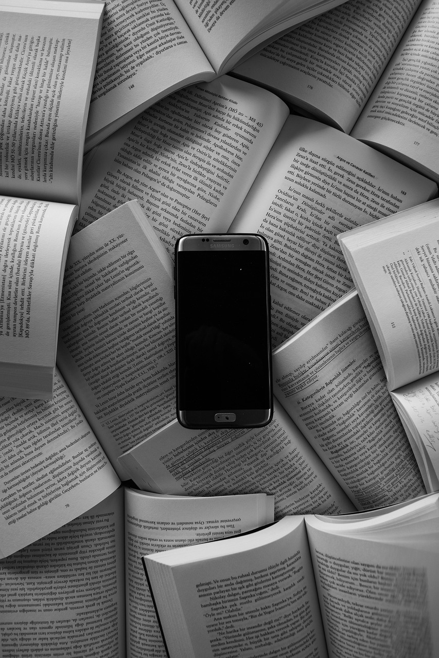 Dark Reading Wallpapers - Wallpaper Cave