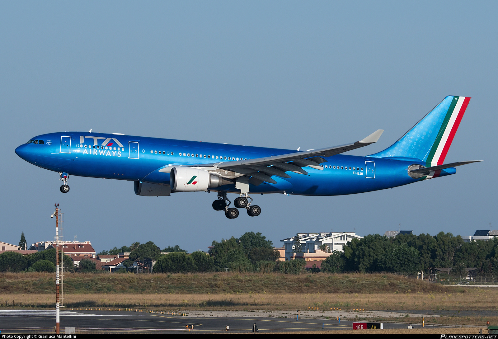 ITA Airways Wallpapers - Wallpaper Cave