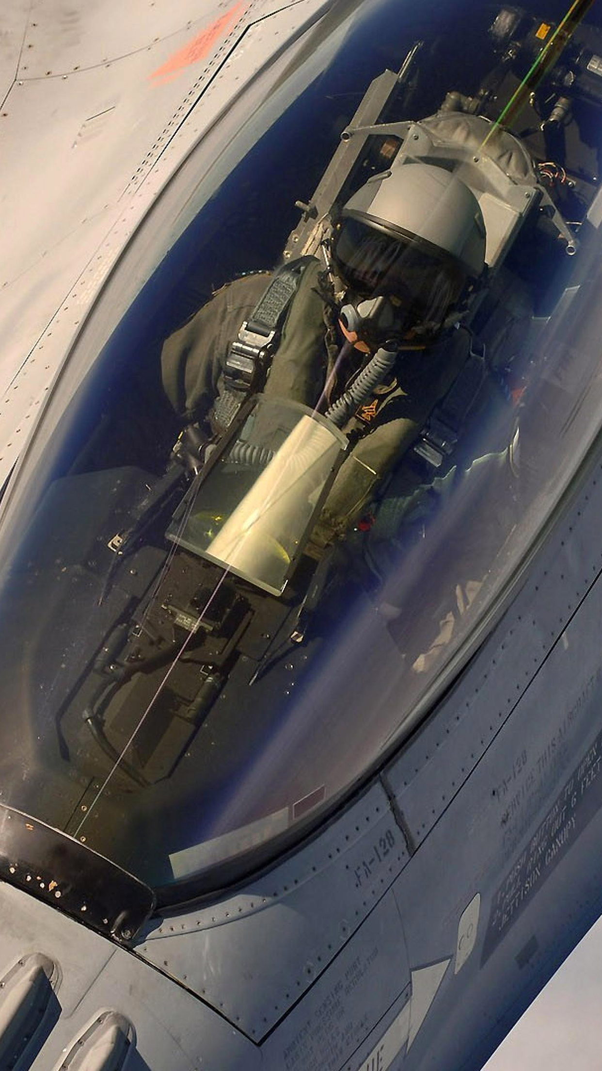 Fighter Pilot Iphone Wallpaper Top Gun Maverick Movie Fighter Pilot