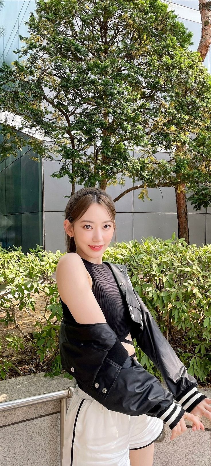 Sakura Le Sserafim Wallpapers - Wallpaper Cave