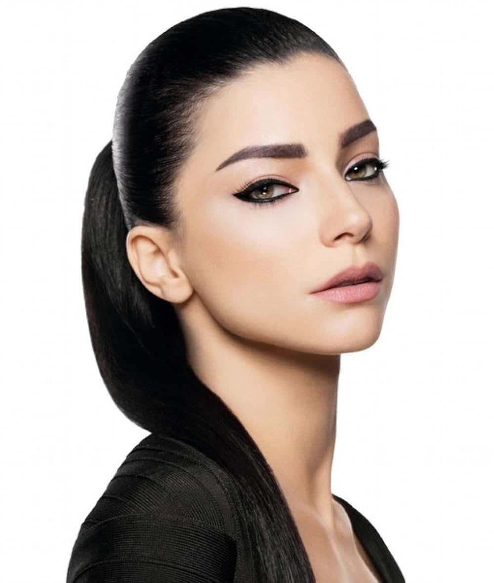 Merve Boluğur Wallpapers - Wallpaper Cave