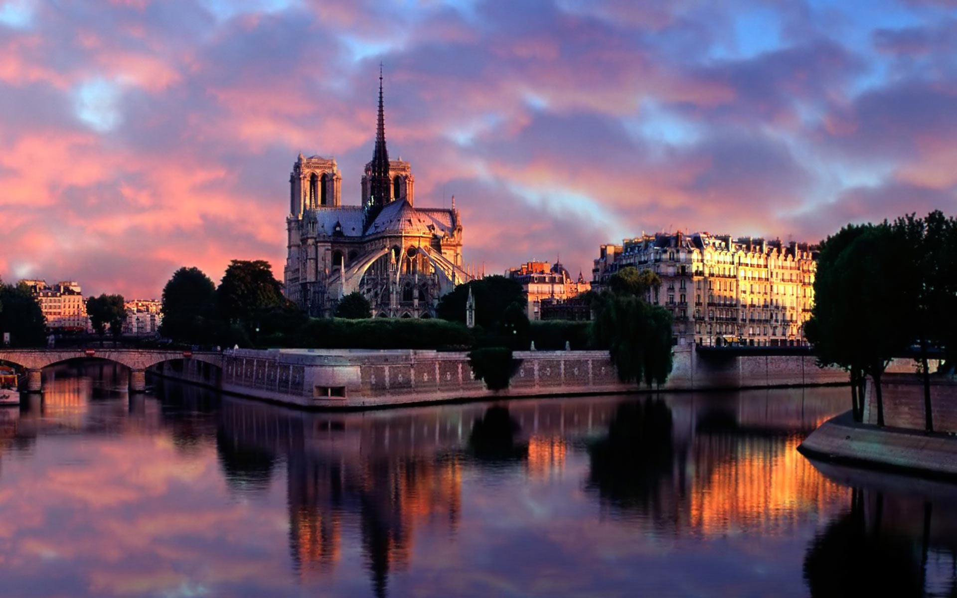 Notre Dame Desktop Wallpapers - Wallpaper Cave
