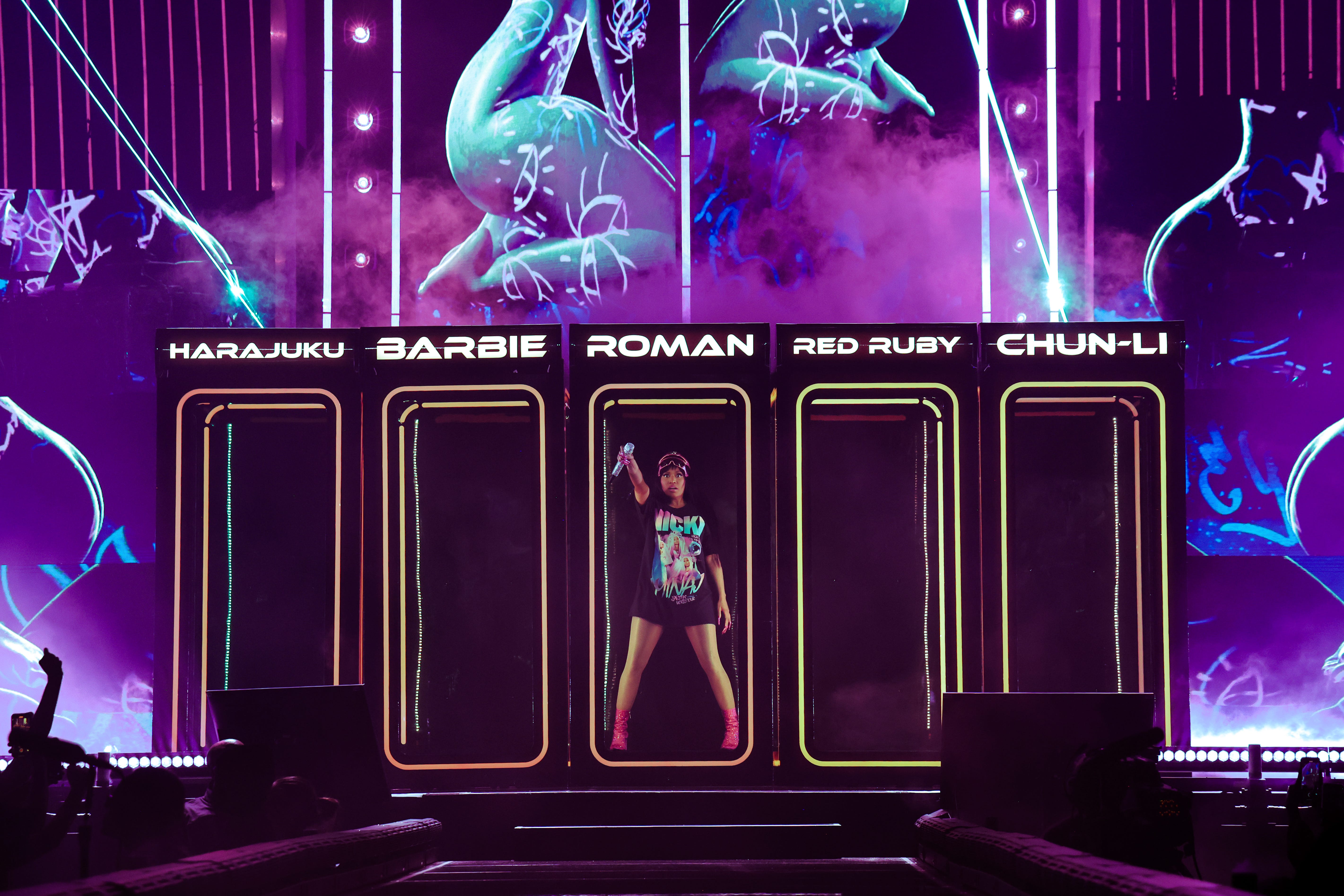 Nicki Minaj PF2 Tour Wallpapers - Wallpaper Cave