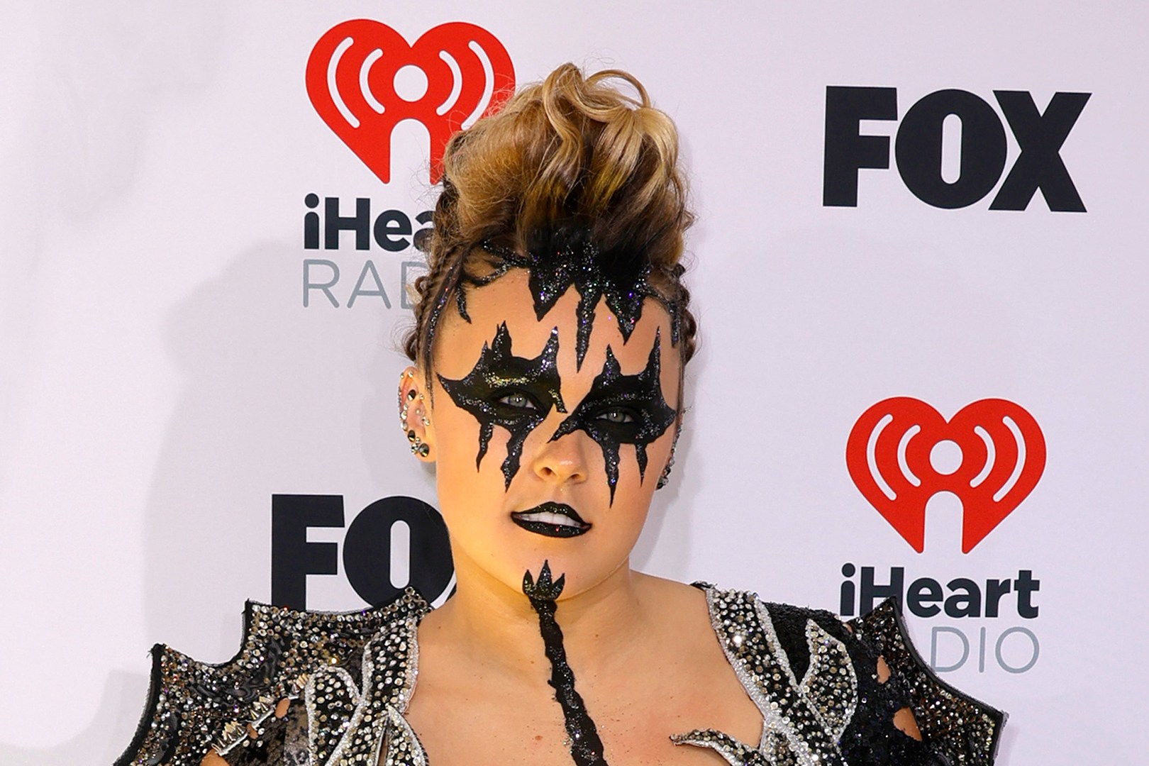 Karma Jojo Siwa Wallpapers - Wallpaper Cave