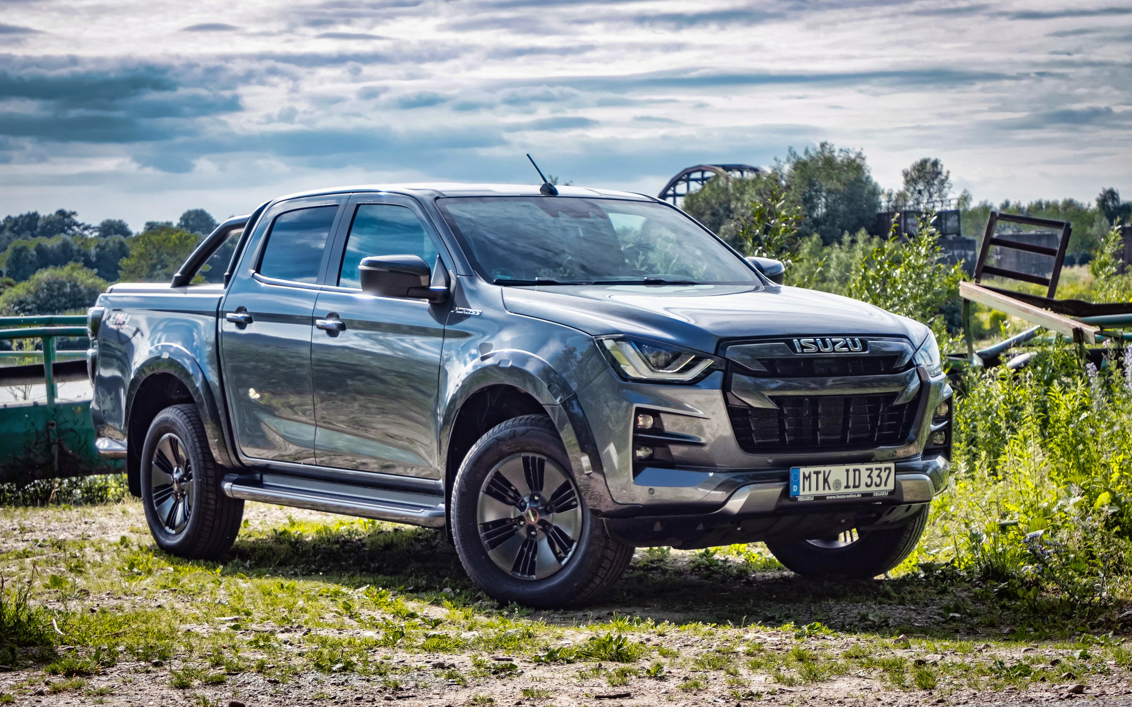 Isuzu D-Max V-Cross Wallpapers - Wallpaper Cave