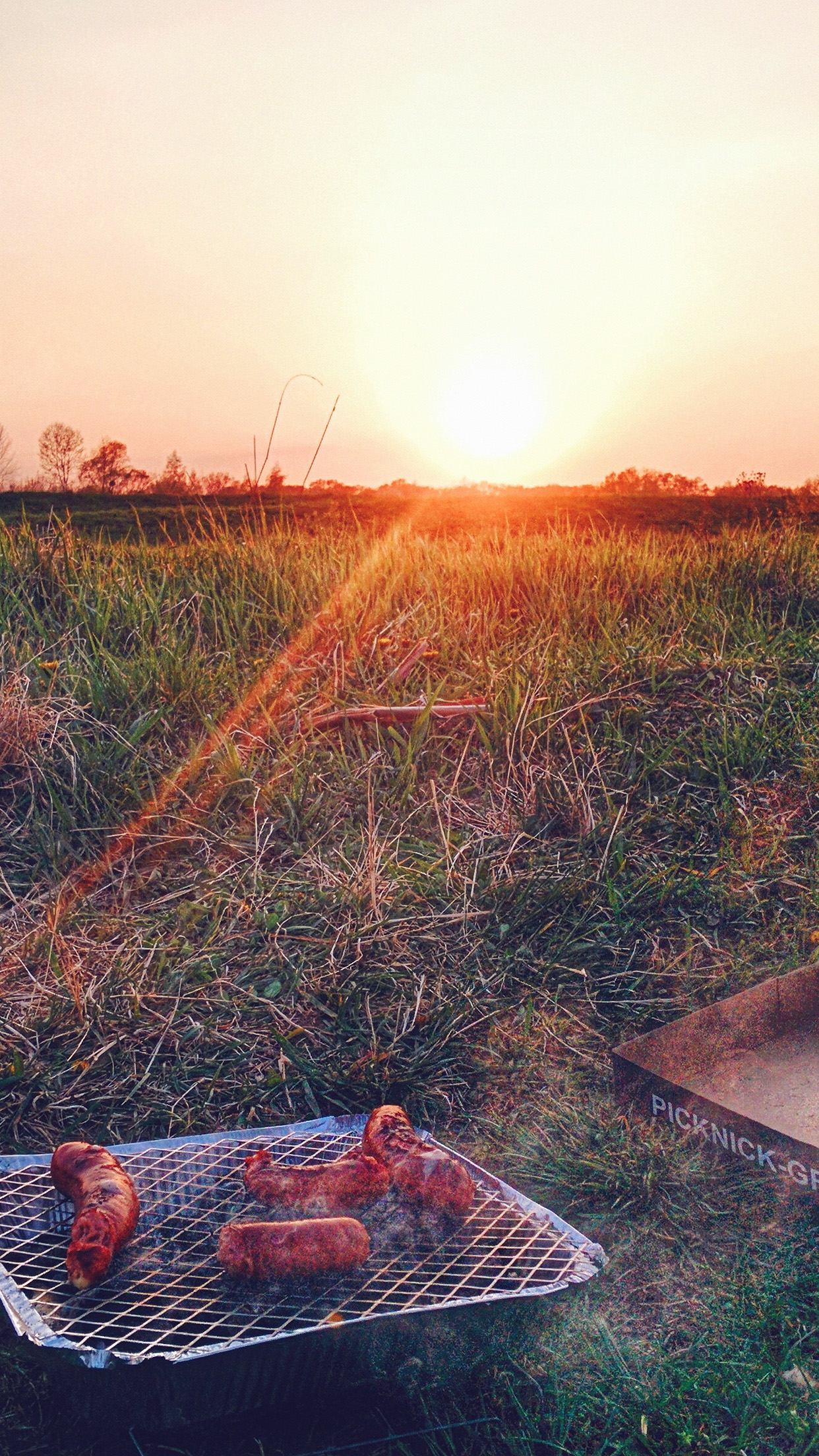 iPhone Grill Wallpapers - Wallpaper Cave