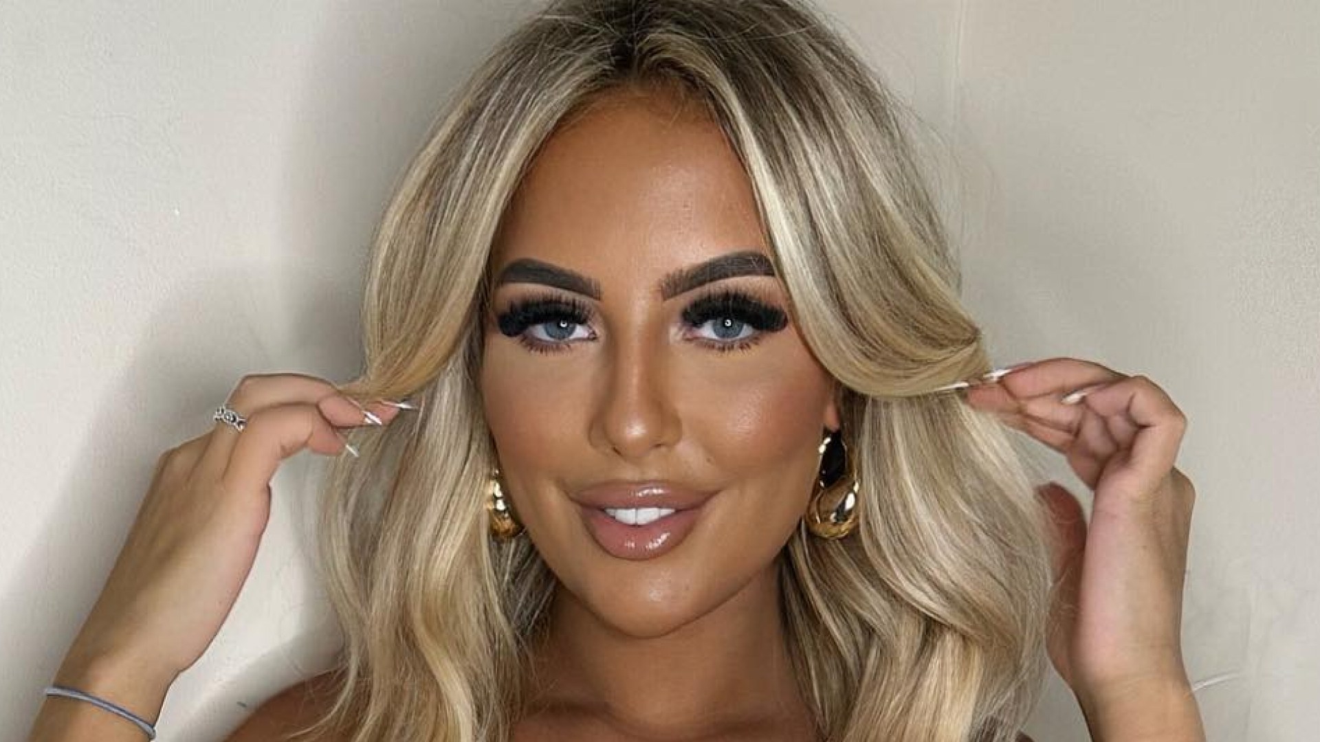 Kayley Gunner Wallpapers - Wallpaper Cave