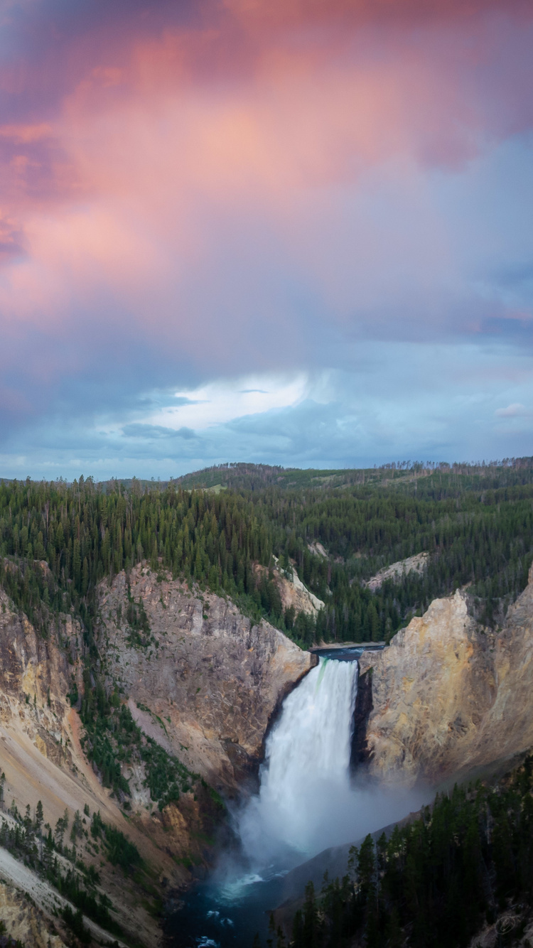 Yellowstone iPhone Wallpapers - Wallpaper Cave