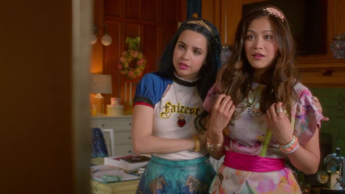 Lonnie Disney Descendants Wallpapers - Wallpaper Cave