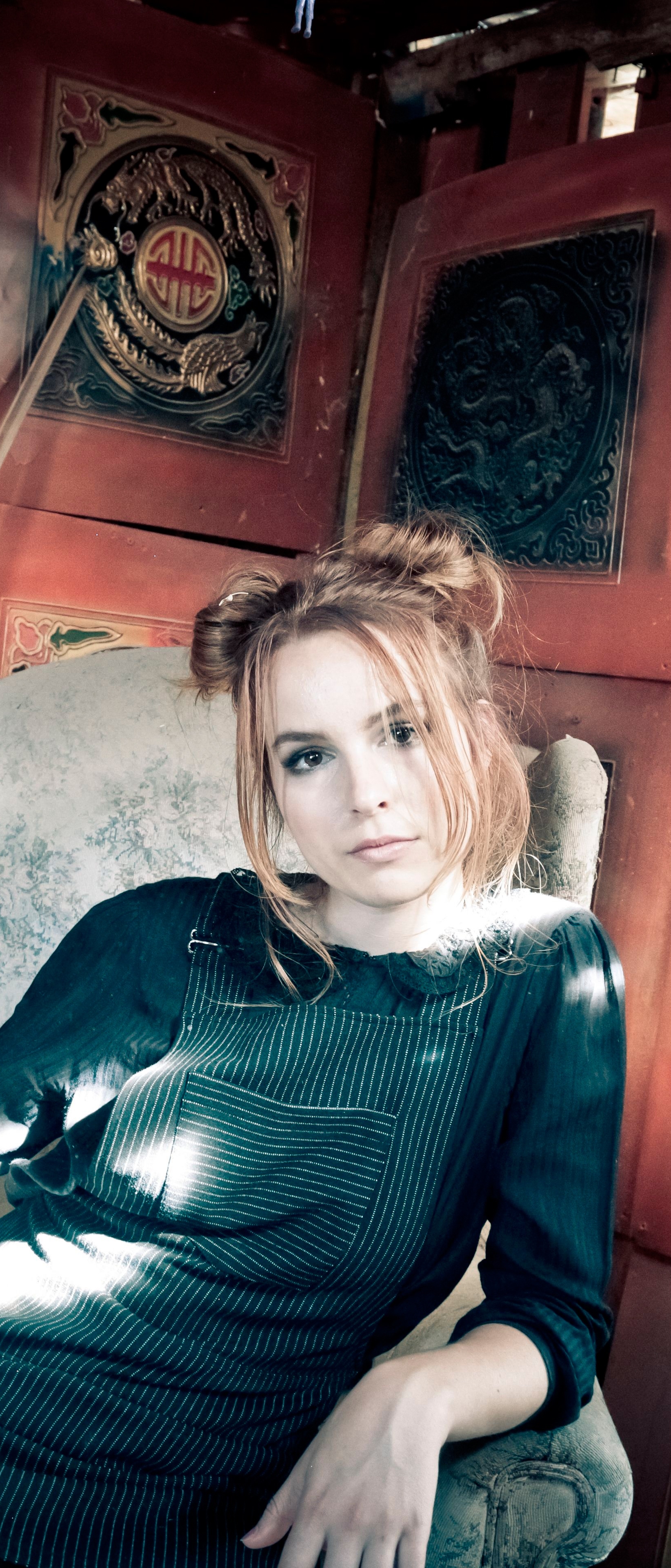 Bridgit Mendler iPhone Wallpapers - Wallpaper Cave