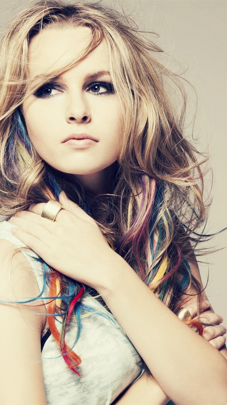 Bridgit Mendler iPhone Wallpapers - Wallpaper Cave