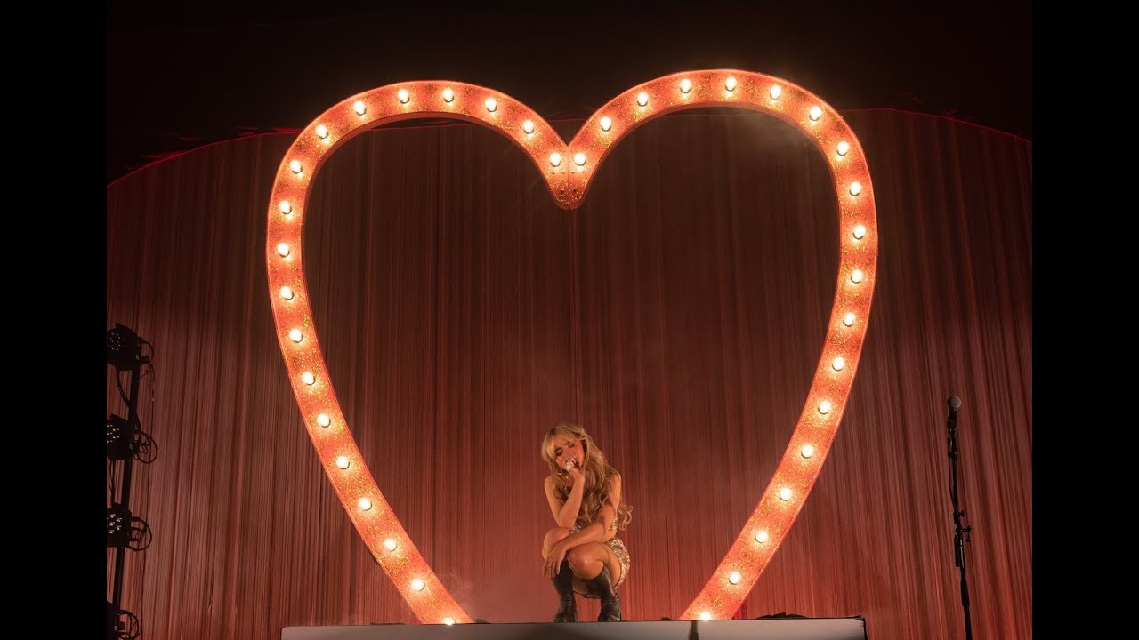 Sabrina Carpenter Nonsense Wallpapers - Wallpaper Cave