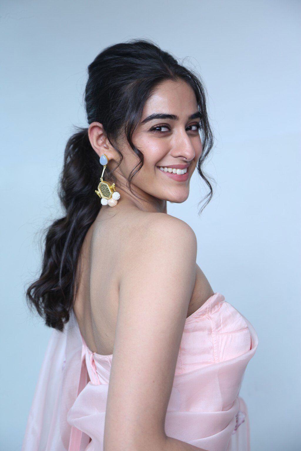 Sakshi Vaidya Wallpapers - Wallpaper Cave