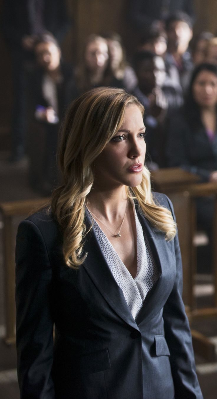 Laurel Lance Wallpapers - Wallpaper Cave