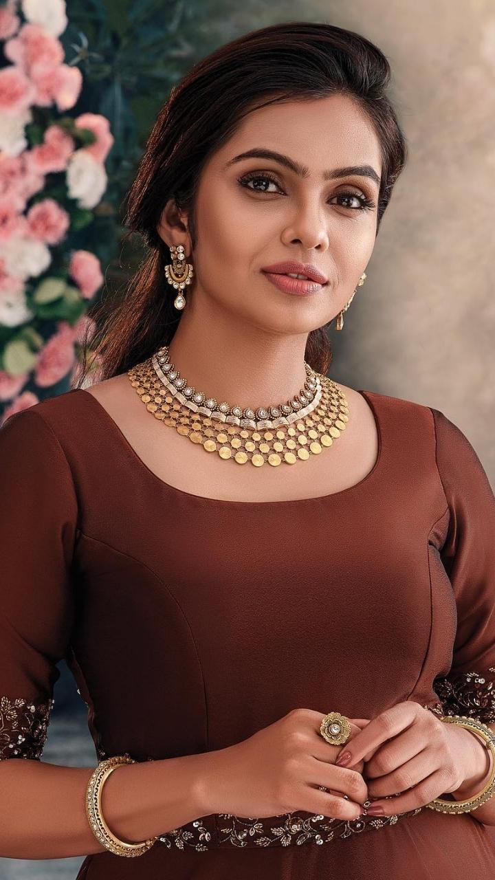 Tanvi Ram Wallpapers - Wallpaper Cave