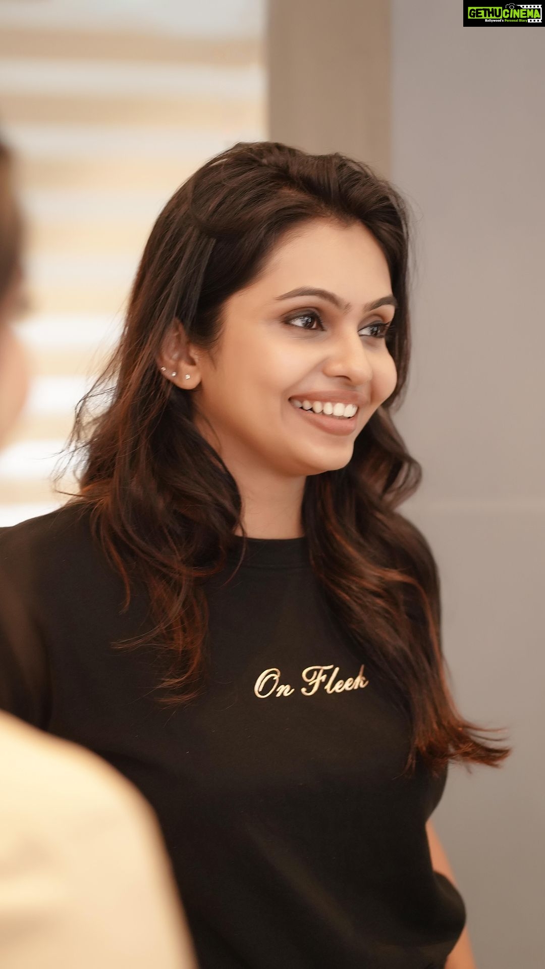 Tanvi Ram Wallpapers - Wallpaper Cave