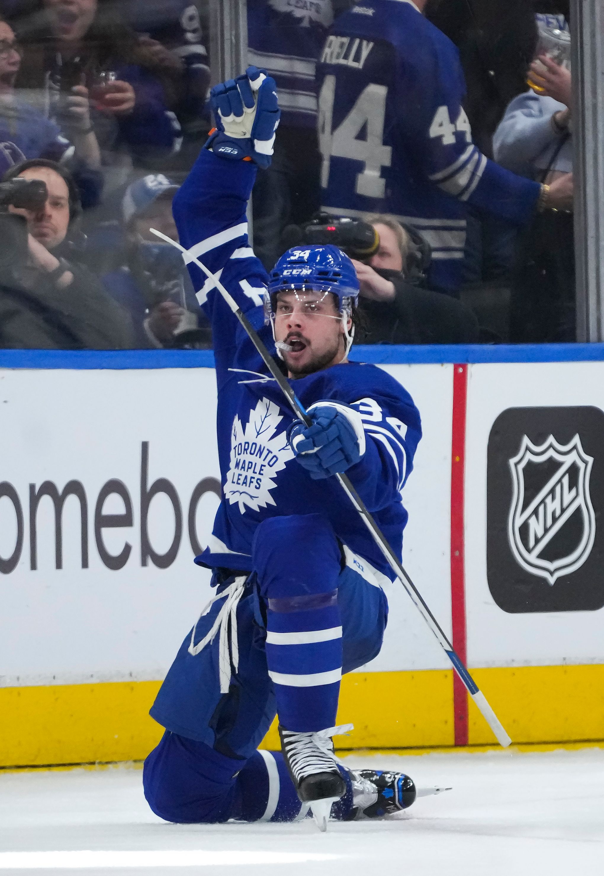 Connor McDavid iPhone Wallpapers - Wallpaper Cave