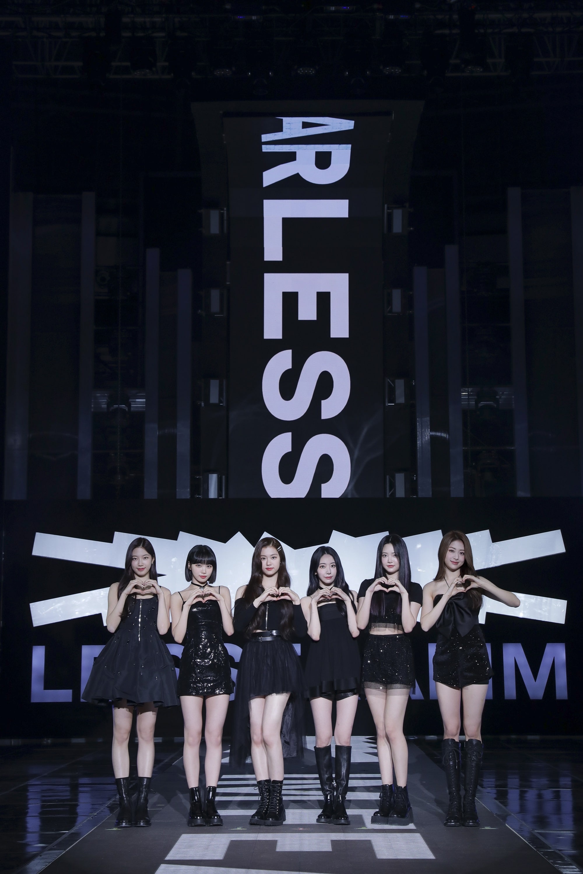 LE SSERAFIM Wallpapers - Wallpaper Cave