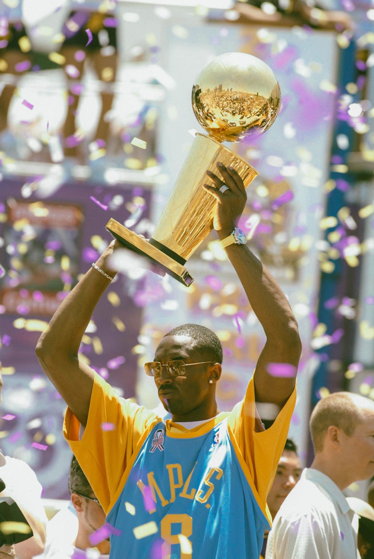 Kobe Bryant Trophy Wallpapers - Wallpaper Cave