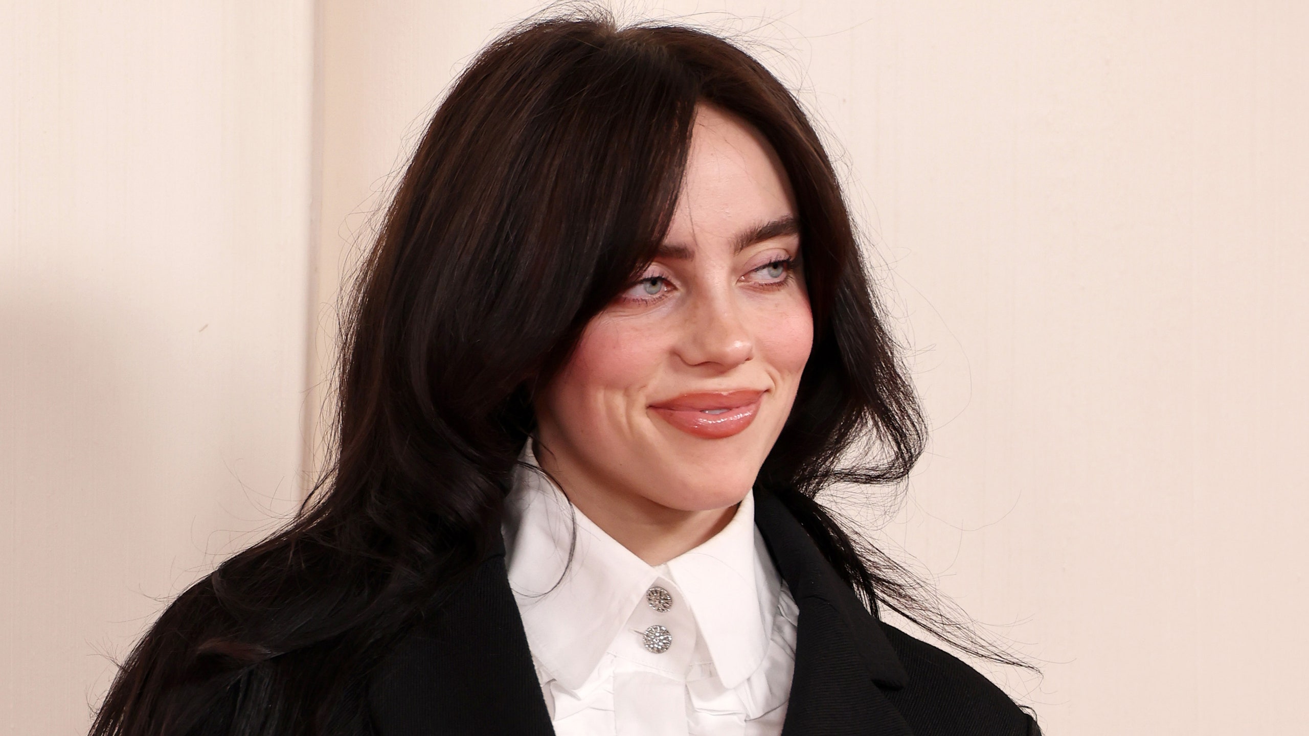 Billie Eilish Hit Me Hard And Soft Wallpapers - Wallpaper Cave