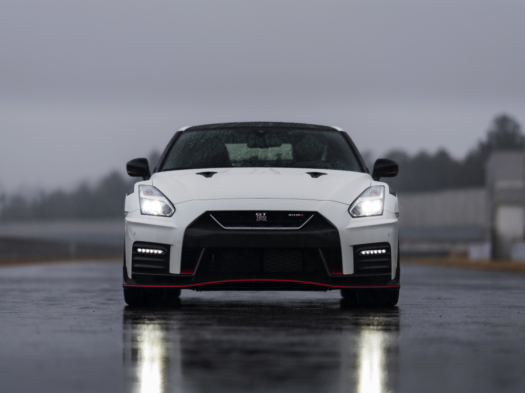 White Nissan GTR Wallpapers - Wallpaper Cave
