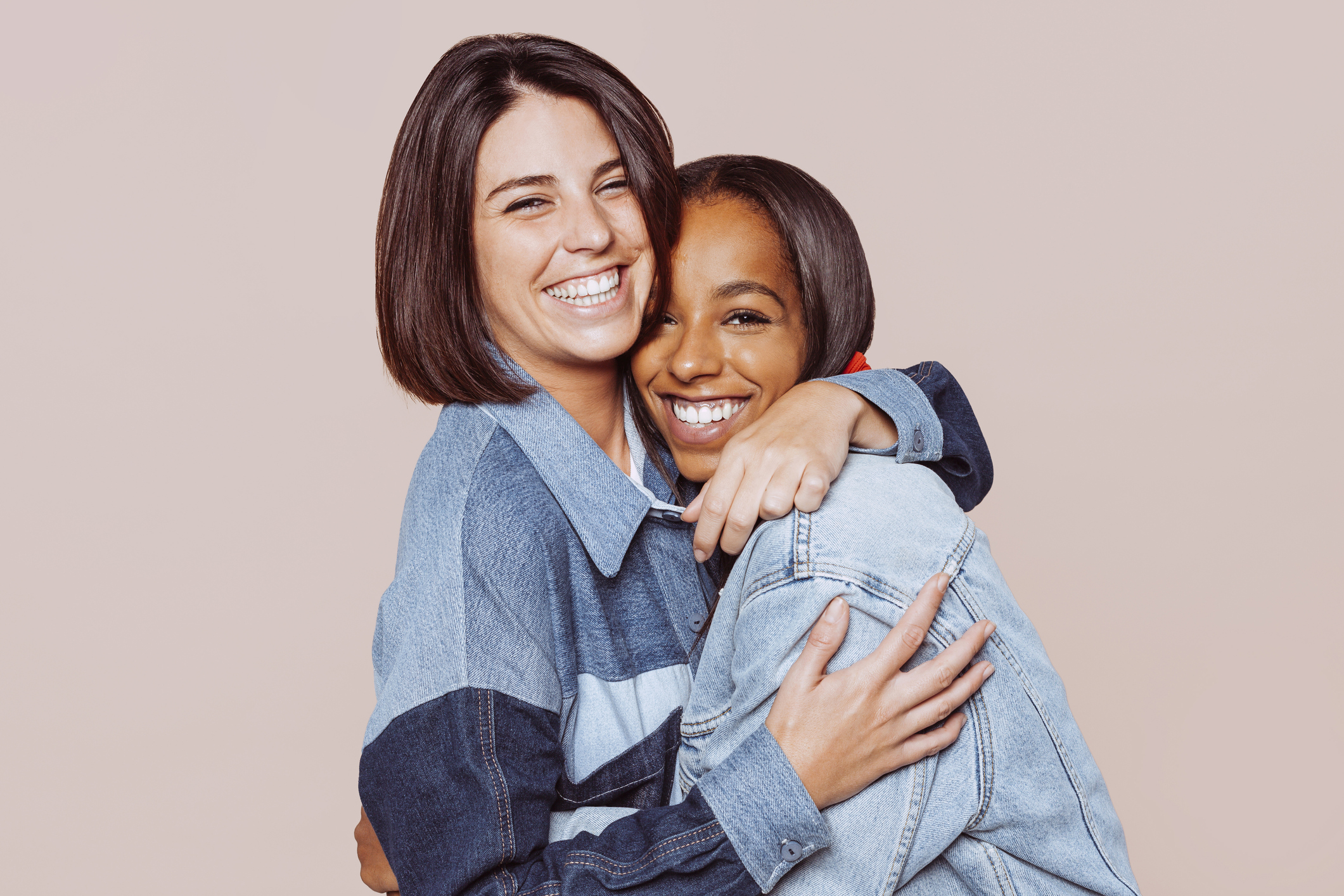 BFF Hug Wallpapers - Wallpaper Cave