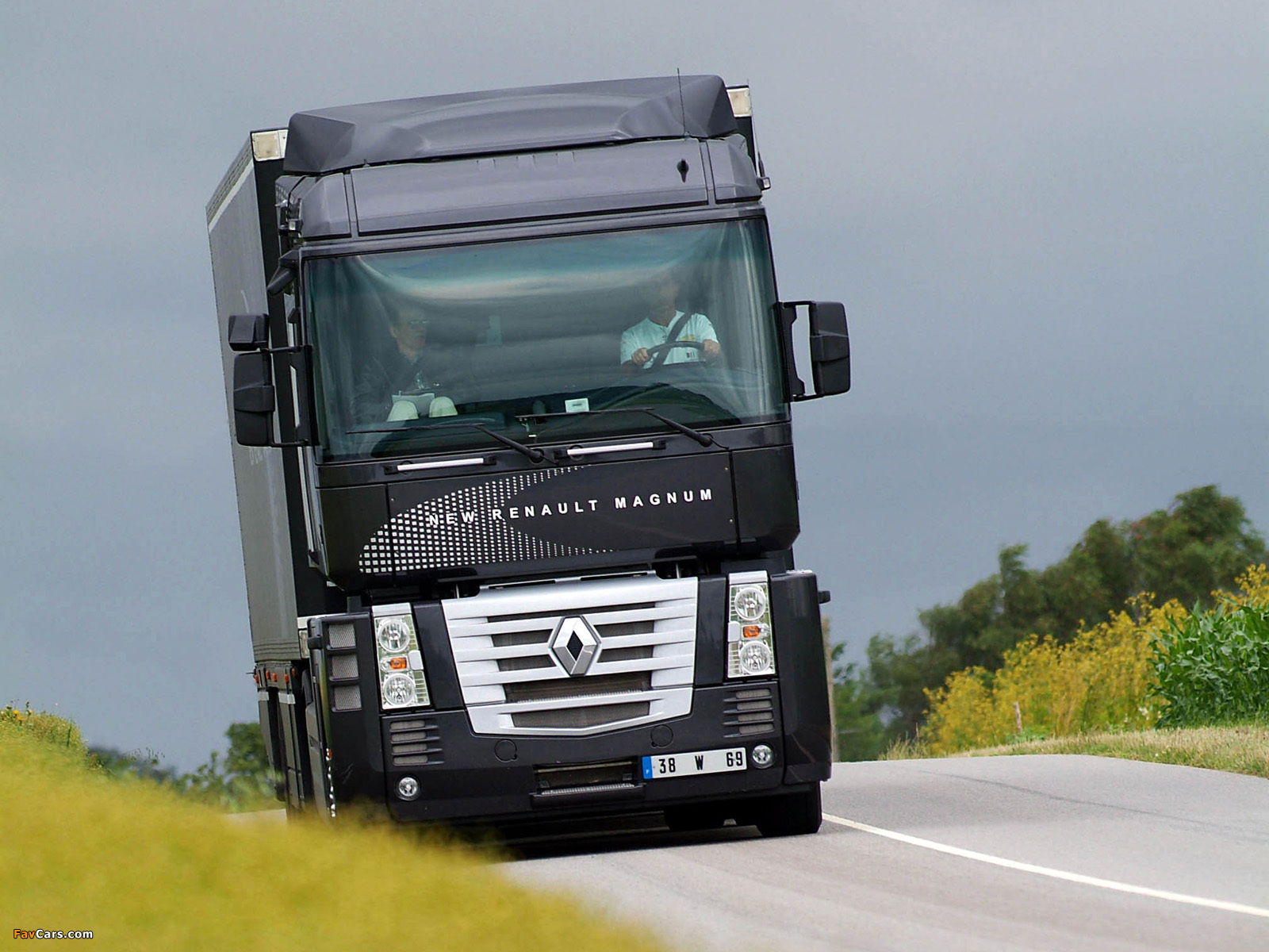 Renault Magnum Wallpapers - Wallpaper Cave