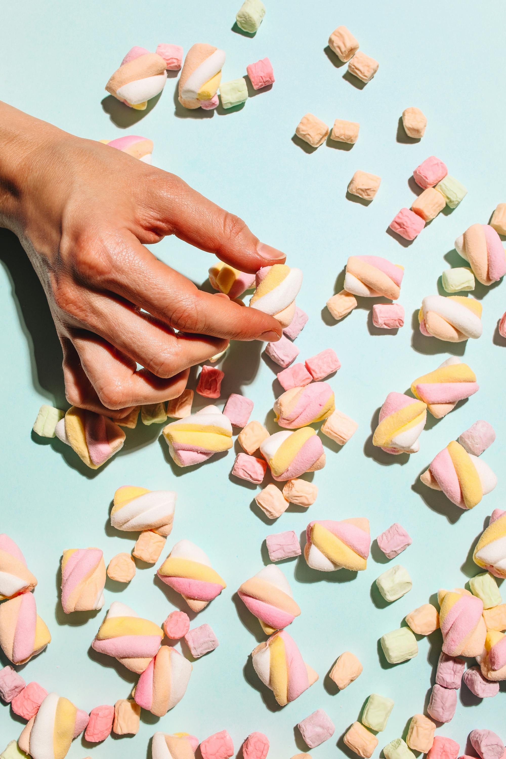 Falling Candy Wallpapers - Wallpaper Cave