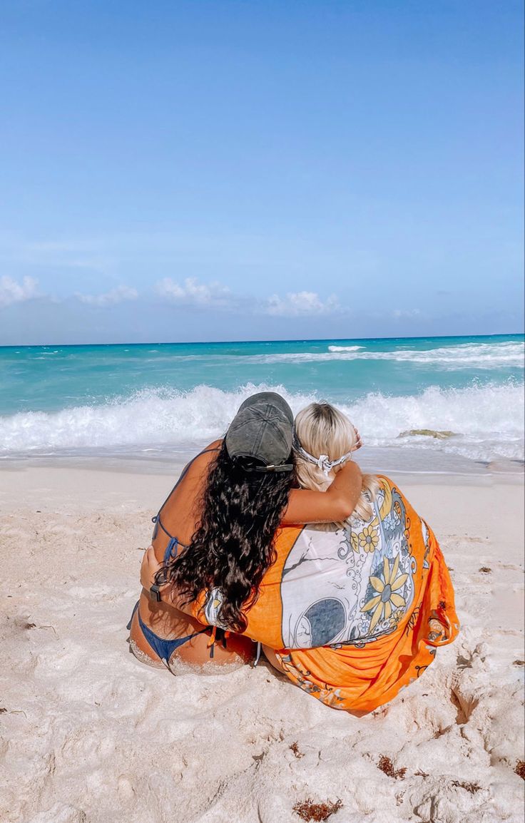 Best Friends Together On Beach Wallpapers - Wallpaper Cave